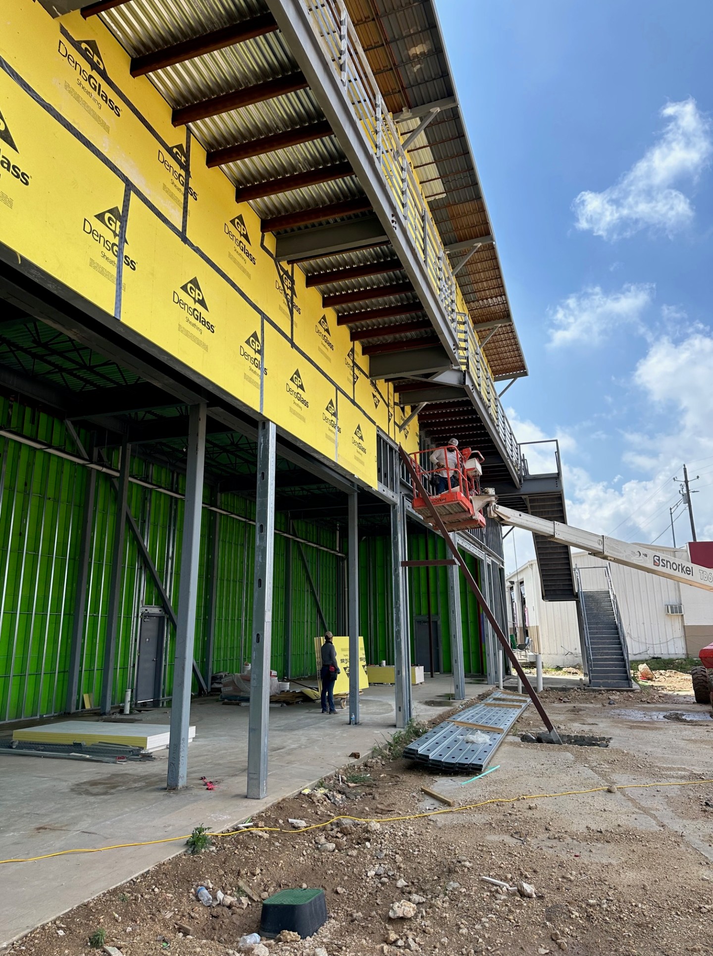 Maredia Retail Center – GML Commercial Builders, LLC